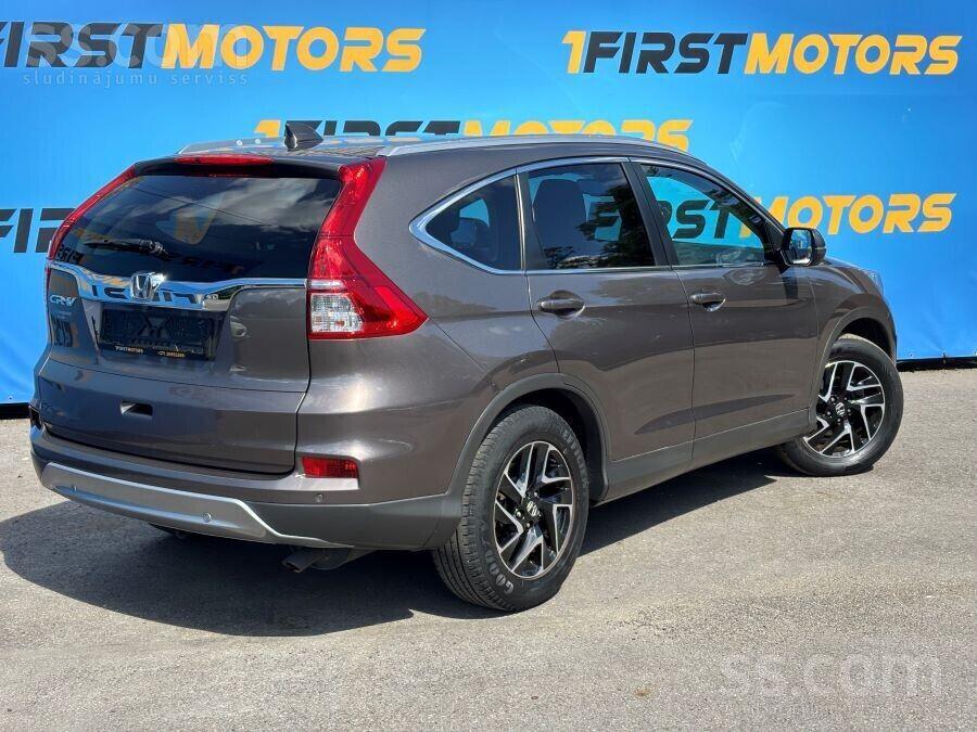 Brūns Honda CR-V 2017 Rīga, ar dzinēja tilpumu 1.60 L un nobraukumu 123 tūkst. km par 12950 €, foto 7 vietnē AUTOMOTO.COM.LV