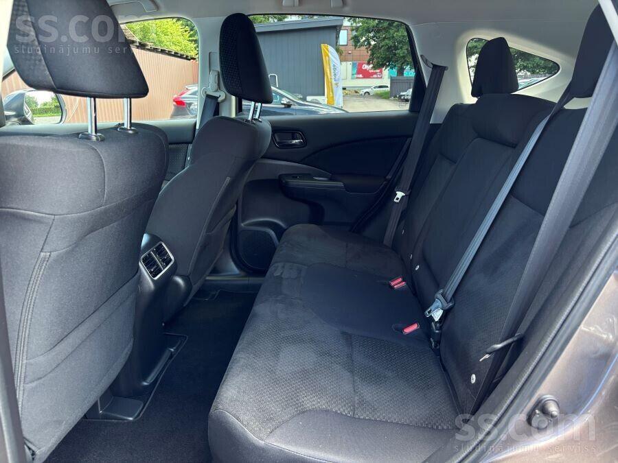 Brūns Honda CR-V 2017 Rīga, ar dzinēja tilpumu 1.60 L un nobraukumu 123 tūkst. km par 12950 €, foto 9 vietnē AUTOMOTO.COM.LV