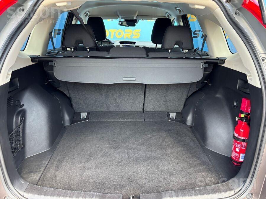 Brūns Honda CR-V 2017 Rīga, ar dzinēja tilpumu 1.60 L un nobraukumu 123 tūkst. km par 12950 €, foto 10 vietnē AUTOMOTO.COM.LV
