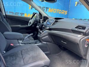 Brūns Honda CR-V 2017 Rīga, ar dzinēja tilpumu 1.60 L un nobraukumu 123 tūkst. km par 12950 €, foto 12 vietnē AUTOMOTO.COM.LV