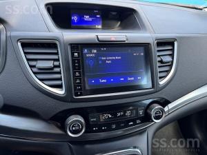 Brūns Honda CR-V 2017 Rīga, ar dzinēja tilpumu 1.60 L un nobraukumu 123 tūkst. km par 12950 €, foto 15 vietnē AUTOMOTO.COM.LV
