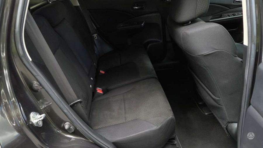 Brown Honda CR-V 2017 in Panevezys, with an engine capacity of 1.60 L and mileage of 260 thousand km for 11200 €, photo 20 on AUTOMOTO.COM.LV