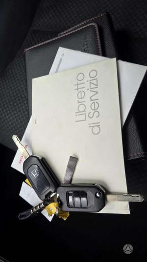 Brown Honda CR-V 2017 in Panevezys, with an engine capacity of 1.60 L and mileage of 260 thousand km for 11200 €, photo 21 on AUTOMOTO.COM.LV