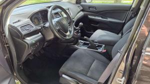 Brown Honda CR-V 2017 in Panevezys, with an engine capacity of 1.60 L and mileage of 260 thousand km for 11200 €, photo 26 on AUTOMOTO.COM.LV