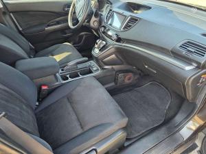 Brown Honda CR-V 2017 in Marijampole, with an engine capacity of 1.60 L and mileage of 302 thousand km for 8800 €, photo 12 on AUTOMOTO.COM.LV