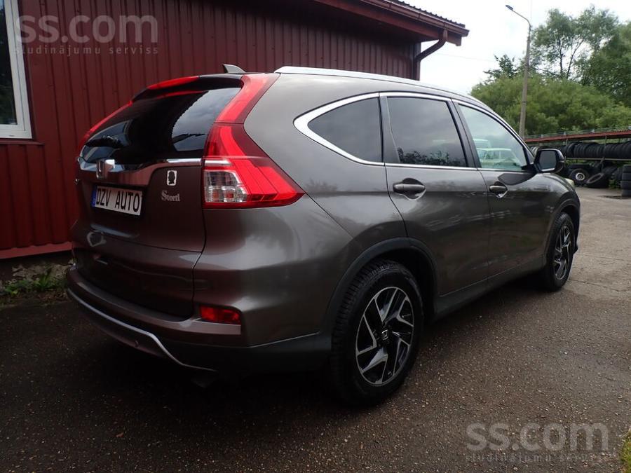Brūns Honda CR-V 2017 Liepāja, ar dzinēja tilpumu 1.60 L un nobraukumu 222 tūkst. km par 11950 €, foto 3 vietnē AUTOMOTO.COM.LV