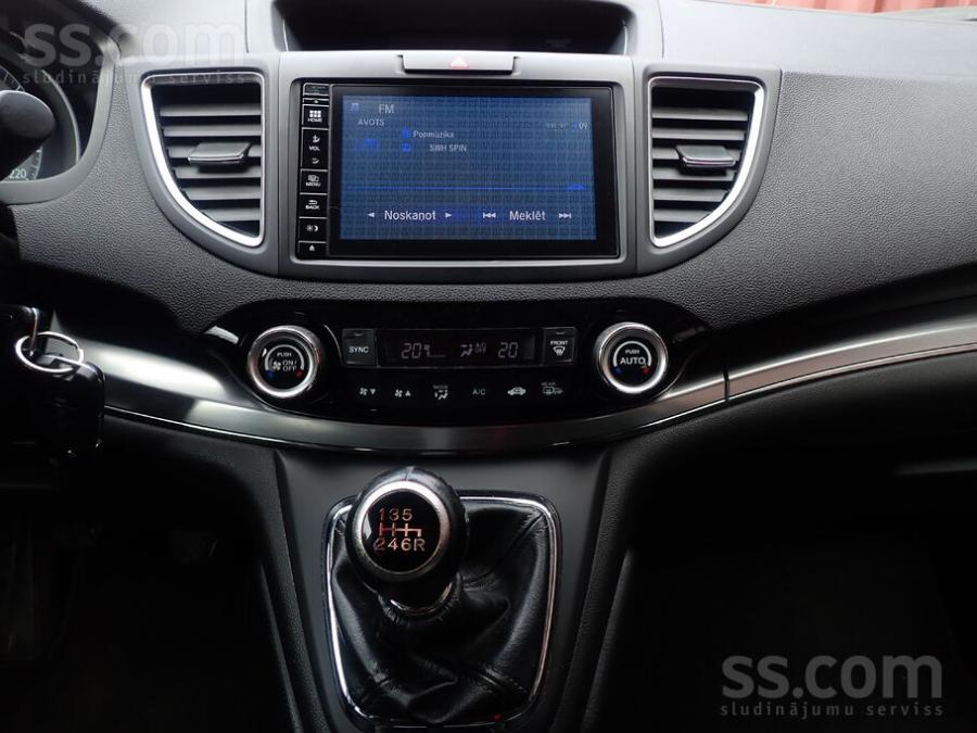 Brūns Honda CR-V 2017 Liepāja, ar dzinēja tilpumu 1.60 L un nobraukumu 222 tūkst. km par 11950 €, foto 10 vietnē AUTOMOTO.COM.LV