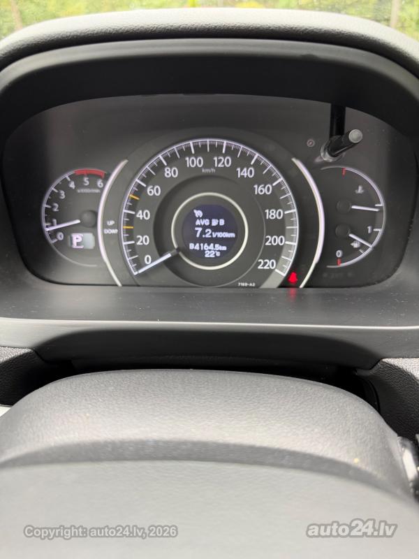 Honda CR-V 2017 Tallina vietnē Brūns Honda CR-V 2017 Tallina, ar dzinēja tilpumu 1.60 L un nobraukumu 124 tūkst. km par 19000 €, foto 7 vietnē AUTOMOTO.COM.LV