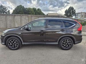 Brūns Honda CR-V 2017 Mažeikiai, ar dzinēja tilpumu 1.60 L un nobraukumu 269 tūkst. km par 11800 €, foto 3 vietnē AUTOMOTO.COM.LV