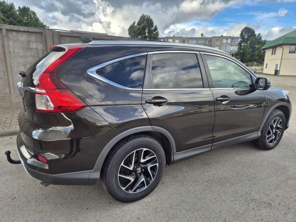 Brūns Honda CR-V 2017 Mažeikiai, ar dzinēja tilpumu 1.60 L un nobraukumu 269 tūkst. km par 11800 €, foto 5 vietnē AUTOMOTO.COM.LV