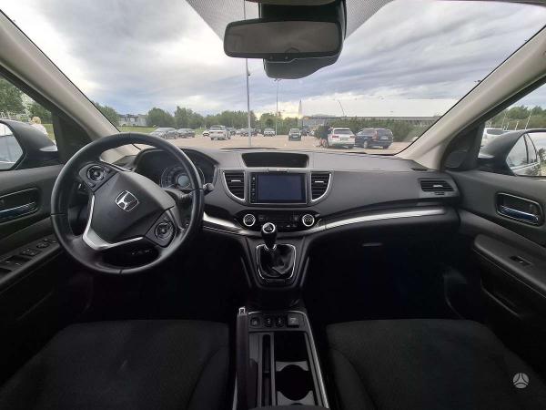 Brūns Honda CR-V 2017 Šauļi, ar dzinēja tilpumu 1.60 L un nobraukumu 161 tūkst. km par 13700 €, foto 10 vietnē AUTOMOTO.COM.LV