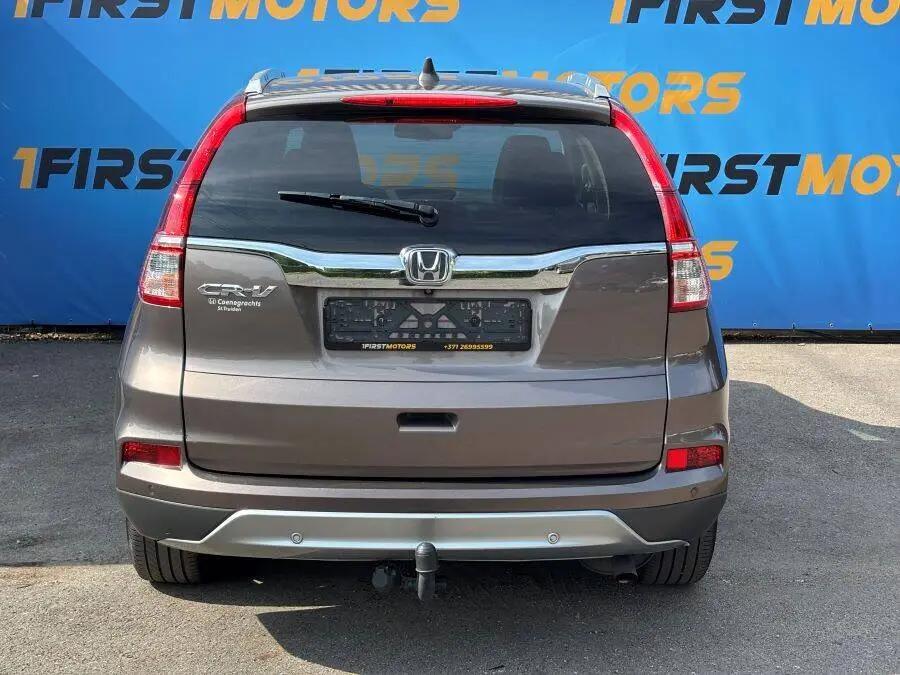 Brūns Honda CR-V 2018 Rīga, ar dzinēja tilpumu 1.60 L un nobraukumu 188 tūkst. km par 13950 €, foto 5 vietnē AUTOMOTO.COM.LV