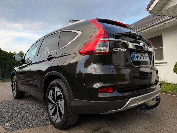 Brown Honda CR-V 2018 in Kaunas, with an engine capacity of 1.60 L and mileage of 199 thousand km for 14800 €, photo 8 on AUTOMOTO.COM.LV