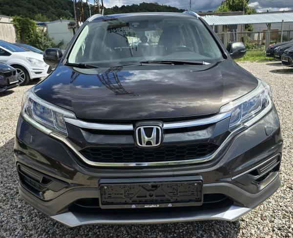 Brown Honda CR-V 2018 in Kaunas, with an engine capacity of 1.60 L and mileage of 299 thousand km for 10999 €, photo 2 on AUTOMOTO.COM.LV