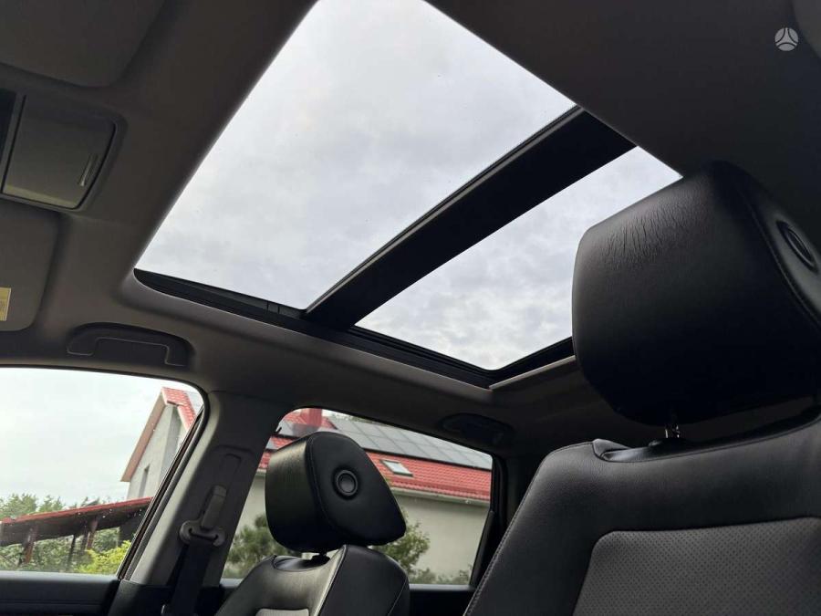 Brown Honda CR-V 2018 in Varena, with an engine capacity of 1.50 L and mileage of 240 thousand km for 17500 €, photo 19 on AUTOMOTO.COM.LV