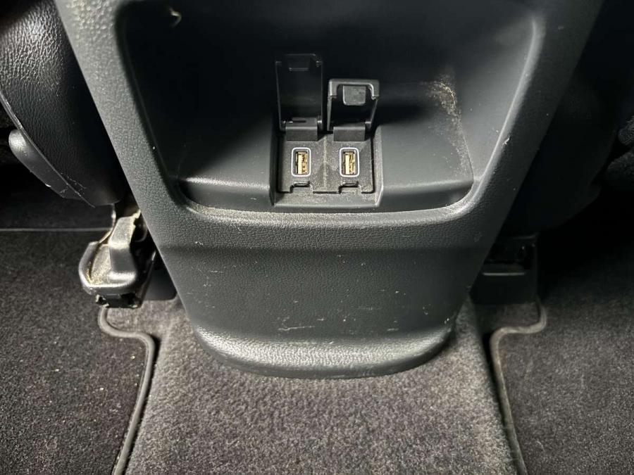 Brown Honda CR-V 2018 in Varena, with an engine capacity of 1.50 L and mileage of 240 thousand km for 17500 €, photo 21 on AUTOMOTO.COM.LV
