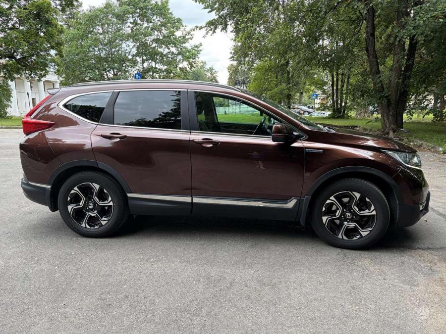 Brown Honda CR-V 2020 in Vilnius, with an engine capacity of 1.99 L and mileage of 84 thousand km for 25000 €, photo 5 on AUTOMOTO.COM.LV
