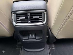 Brown Honda CR-V 2020 in Vilnius, with an engine capacity of 1.99 L and mileage of 84 thousand km for 25000 €, photo 20 on AUTOMOTO.COM.LV