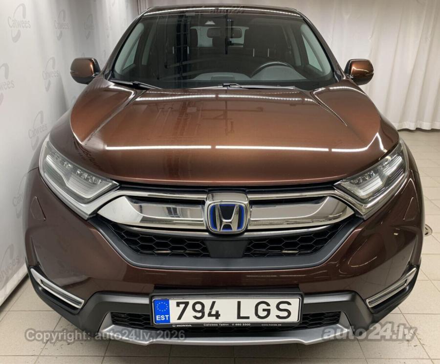 Brown Honda CR-V 2021 in Tallinn, with an engine capacity of 2.00 L and mileage of 99 thousand km for 25900 €, photo 2 on AUTOMOTO.COM.LV