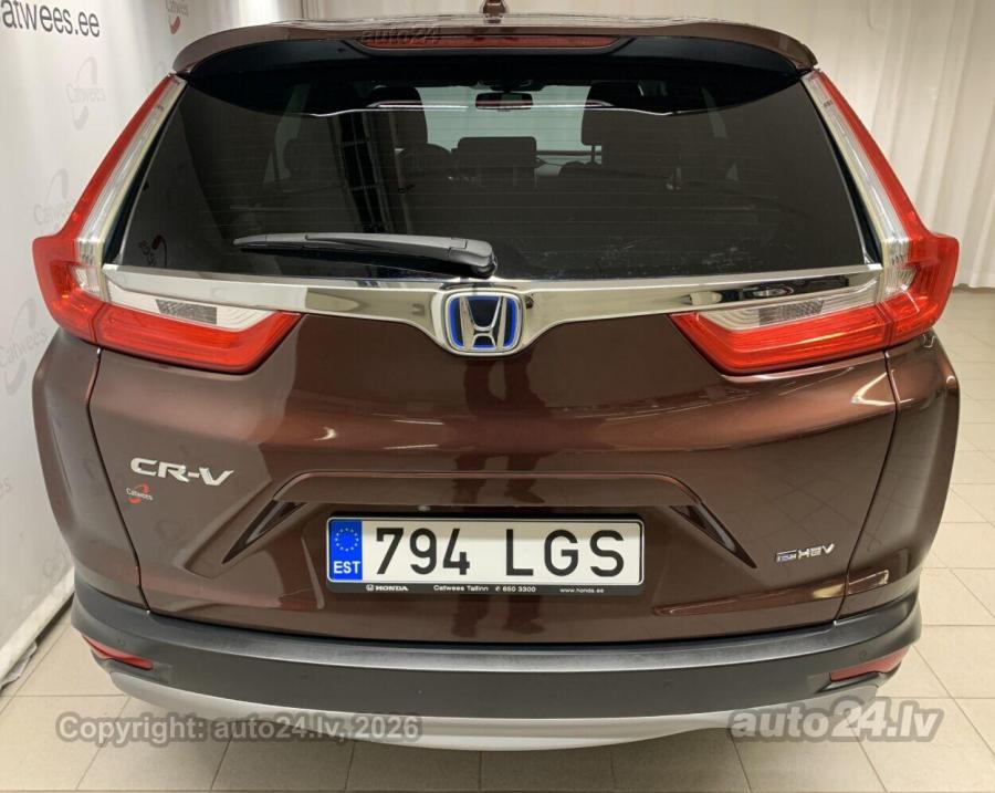 Brown Honda CR-V 2021 in Tallinn, with an engine capacity of 2.00 L and mileage of 99 thousand km for 25900 €, photo 6 on AUTOMOTO.COM.LV