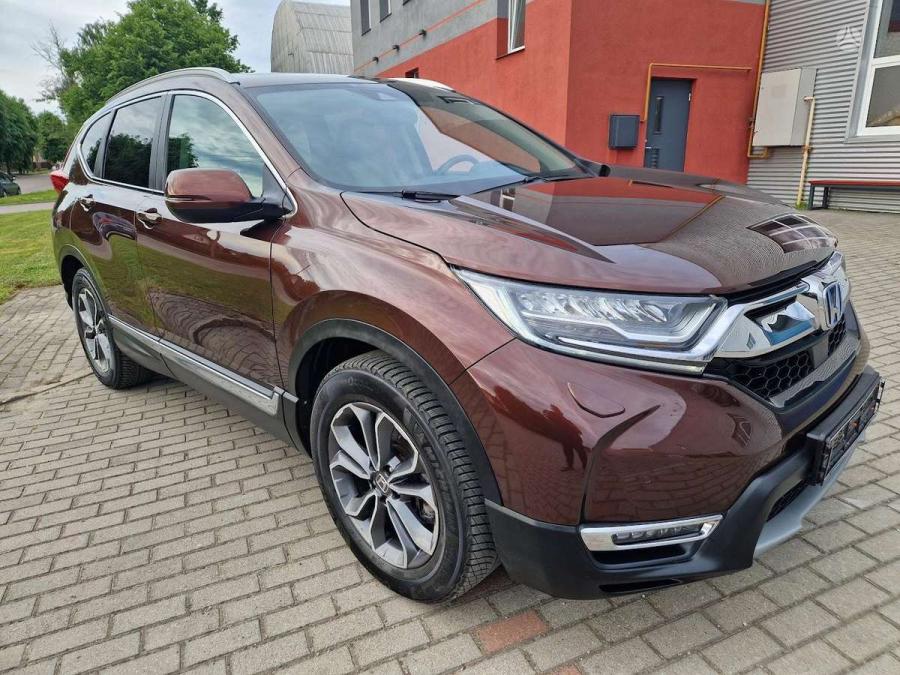 Brūns Honda CR-V 2021 Šauļi, ar dzinēja tilpumu 1.99 L un nobraukumu 112 tūkst. km par 25950 €, foto 1 vietnē AUTOMOTO.COM.LV