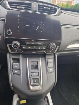Brūns Honda CR-V 2021 Šauļi, ar dzinēja tilpumu 1.99 L un nobraukumu 112 tūkst. km par 25950 €, foto 10 vietnē AUTOMOTO.COM.LV