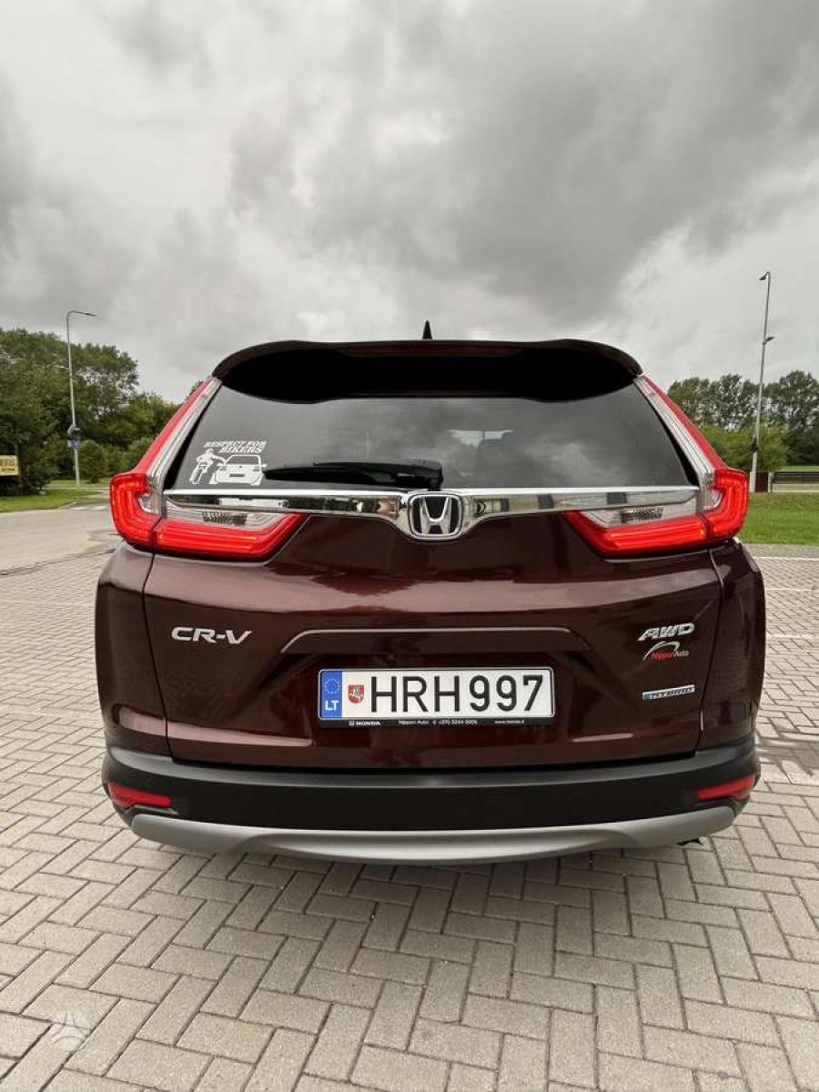 Brown Honda CR-V 2021 in Kretinga, with an engine capacity of 1.99 L and mileage of 137 thousand km for 28800 €, photo 3 on AUTOMOTO.COM.LV