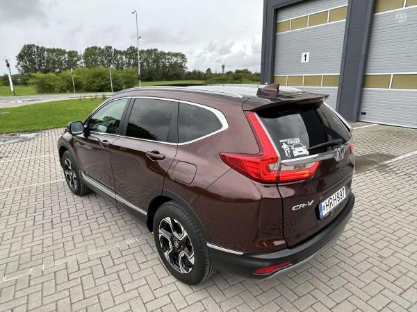 Brown Honda CR-V 2021 in Kretinga, with an engine capacity of 1.99 L and mileage of 137 thousand km for 28800 €, photo 5 on AUTOMOTO.COM.LV