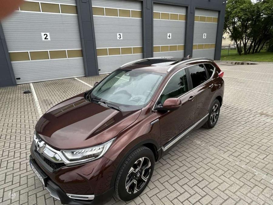 Brown Honda CR-V 2021 in Kretinga, with an engine capacity of 1.99 L and mileage of 137 thousand km for 28800 €, photo 9 on AUTOMOTO.COM.LV