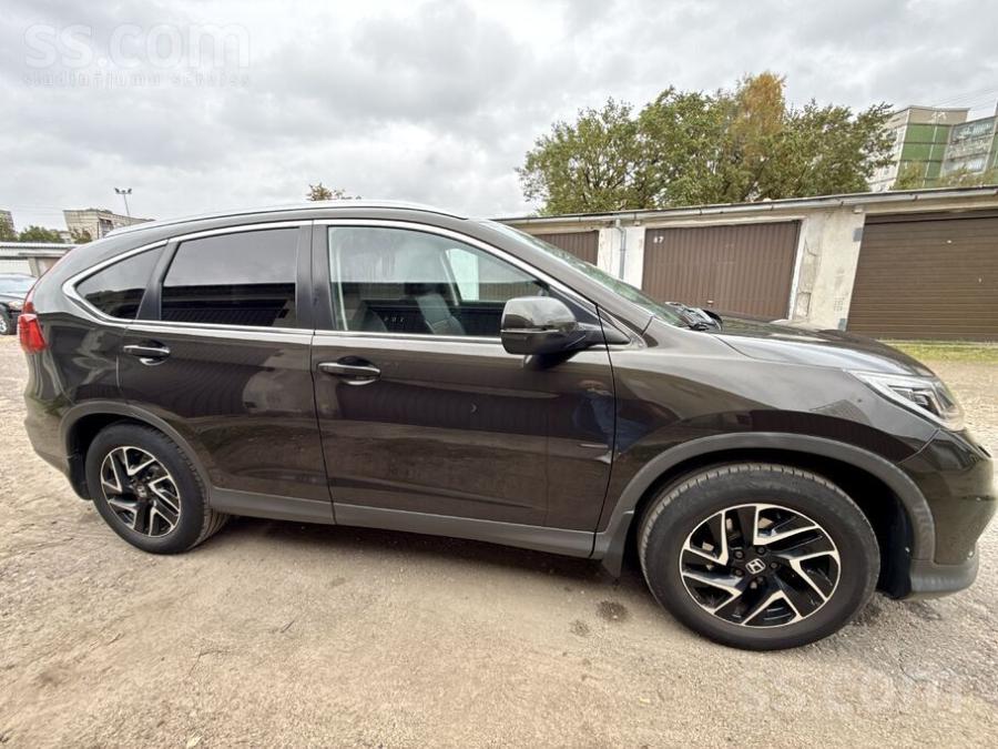 Brūns Honda CR-V 2017 Rīga, ar dzinēja tilpumu 2.00 L un nobraukumu 192 tūkst. km par 15900 €, foto 3 vietnē AUTOMOTO.COM.LV