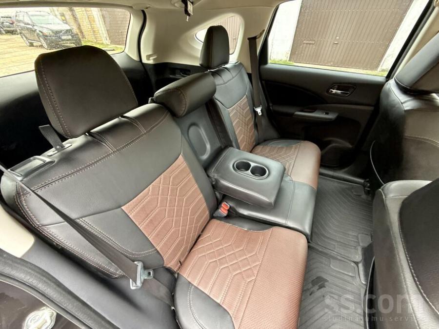 Brūns Honda CR-V 2017 Rīga, ar dzinēja tilpumu 2.00 L un nobraukumu 192 tūkst. km par 15900 €, foto 9 vietnē AUTOMOTO.COM.LV