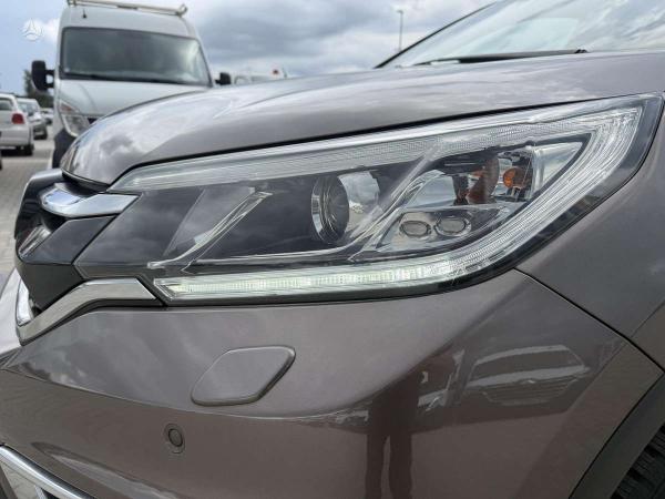 Brūns Honda CR-V 2016 Tauragė, ar dzinēja tilpumu 1.60 L un nobraukumu 260 tūkst. km par 11200 €, foto 8 vietnē AUTOMOTO.COM.LV