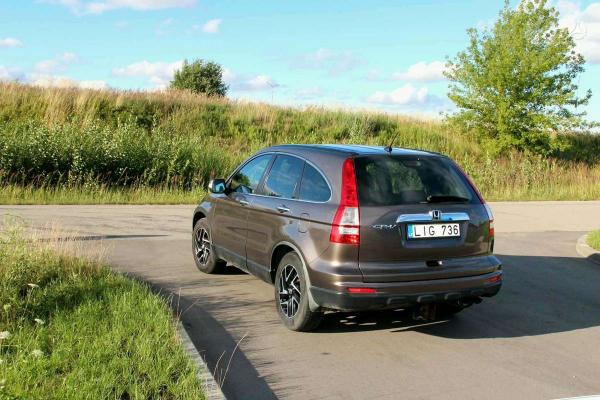 Brūns Honda CR-V 2012 Radviliškis, ar dzinēja tilpumu 2.20 L un nobraukumu 210 tūkst. km par 8200 €, foto 3 vietnē AUTOMOTO.COM.LV