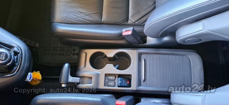 Brūns Honda CR-V 2010 Tallina, ar dzinēja tilpumu 2.20 L un nobraukumu 277 tūkst. km par 8999 €, foto 12 vietnē AUTOMOTO.COM.LV