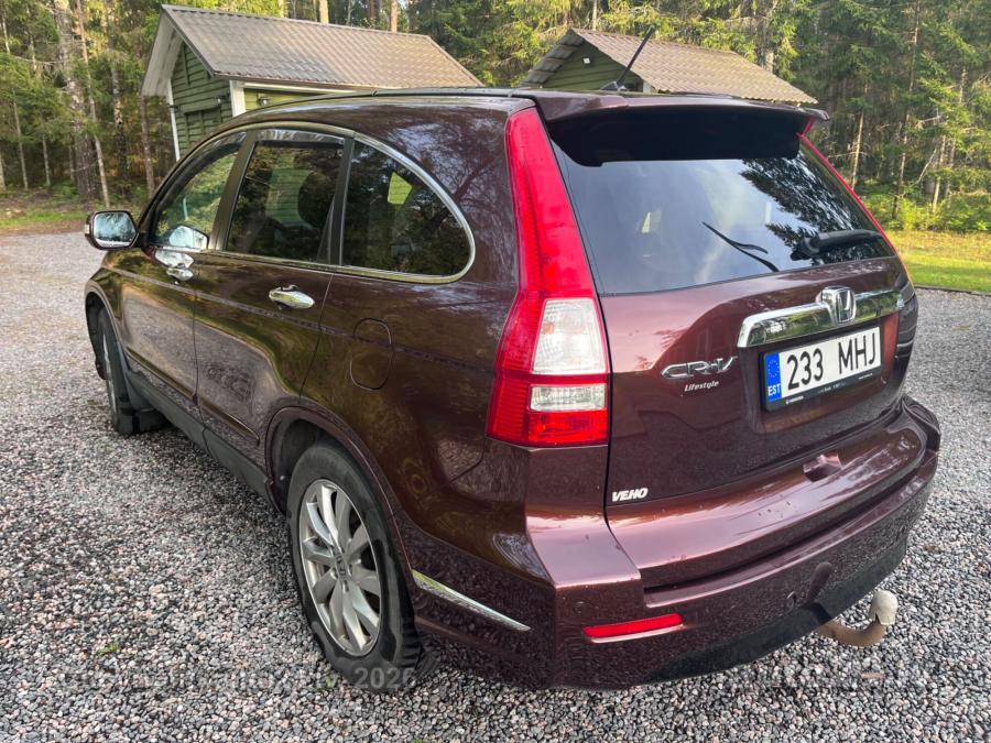 Brūns Honda CR-V 2012 Saku, ar dzinēja tilpumu 2.00 L un nobraukumu 155 tūkst. km par 9000 €, foto 3 vietnē AUTOMOTO.COM.LV
