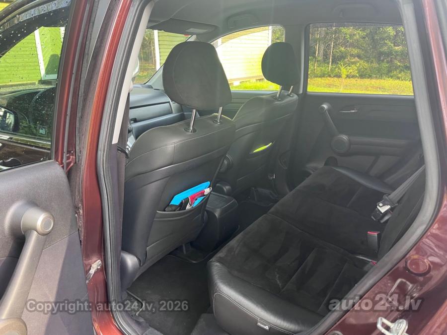 Brūns Honda CR-V 2012 Saku, ar dzinēja tilpumu 2.00 L un nobraukumu 155 tūkst. km par 9000 €, foto 7 vietnē AUTOMOTO.COM.LV
