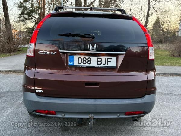Brūns Honda CR-V 2013 Tallina, ar dzinēja tilpumu 2.00 L un nobraukumu 162 tūkst. km par 12490 €, foto 6 vietnē AUTOMOTO.COM.LV