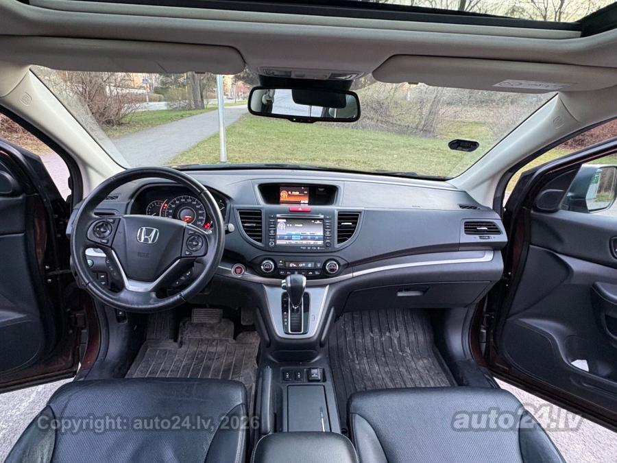 Brūns Honda CR-V 2013 Tallina, ar dzinēja tilpumu 2.00 L un nobraukumu 162 tūkst. km par 12490 €, foto 13 vietnē AUTOMOTO.COM.LV