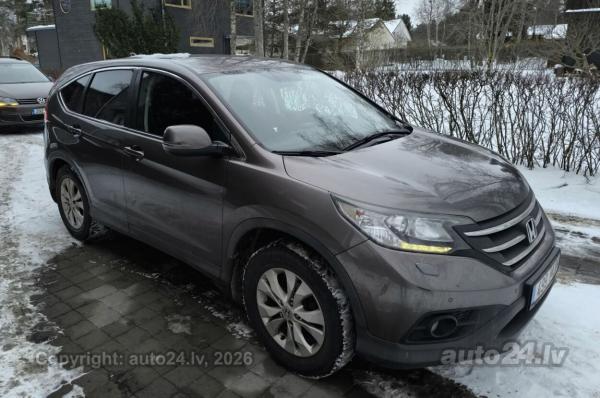 Brūns Honda CR-V 2014 Tallina, ar dzinēja tilpumu 1.60 L un nobraukumu 134 tūkst. km par 11490 €, foto 6 vietnē AUTOMOTO.COM.LV