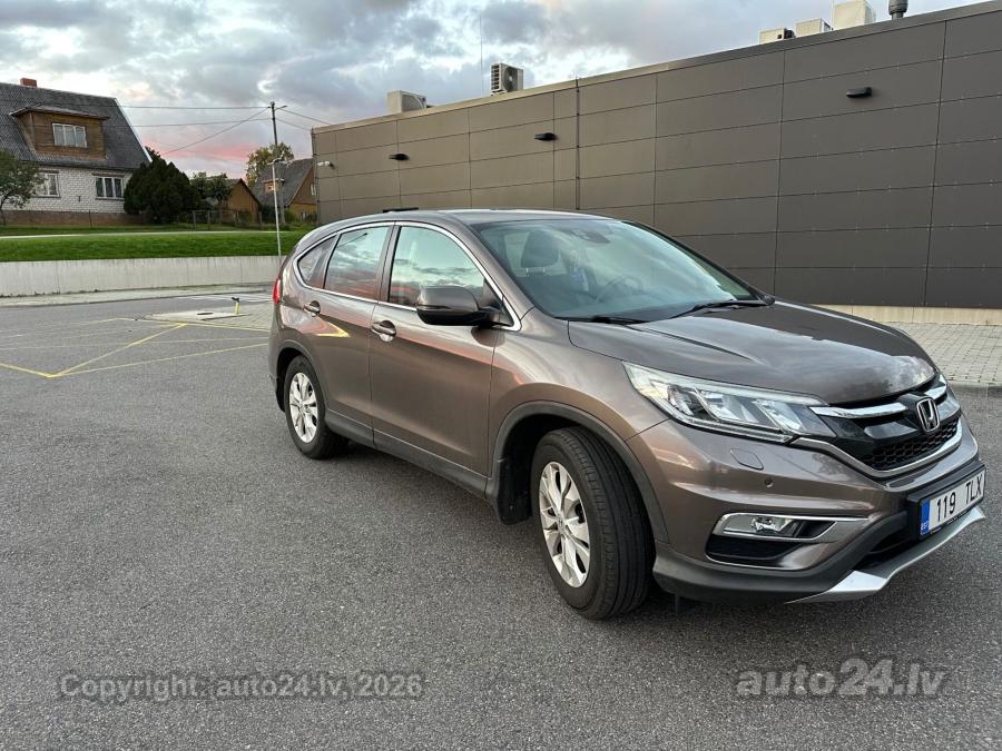 Brūns Honda CR-V 2015 Valga, ar dzinēja tilpumu 2.00 L un nobraukumu 159 tūkst. km par 12499 €, foto 3 vietnē AUTOMOTO.COM.LV