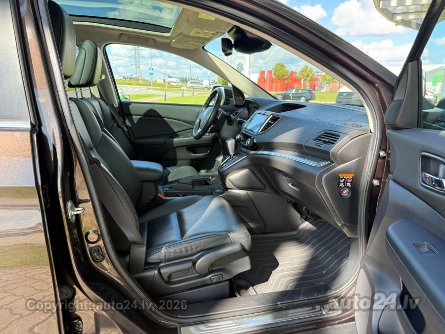 Brūns Honda CR-V 2016 Tartu, ar dzinēja tilpumu 2.00 L un nobraukumu 178 tūkst. km par 14500 €, foto 11 vietnē AUTOMOTO.COM.LV