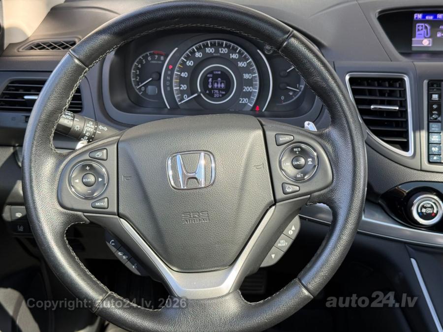 Brūns Honda CR-V 2016 Tartu, ar dzinēja tilpumu 2.00 L un nobraukumu 178 tūkst. km par 14500 €, foto 14 vietnē AUTOMOTO.COM.LV