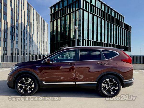 Brown Honda CR-V 2019 in Tallinn, with an engine capacity of 2.00 L and mileage of 104 thousand km for 25000 €, photo 5 on AUTOMOTO.COM.LV