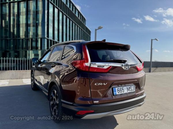 Brown Honda CR-V 2019 in Tallinn, with an engine capacity of 2.00 L and mileage of 104 thousand km for 25000 €, photo 8 on AUTOMOTO.COM.LV