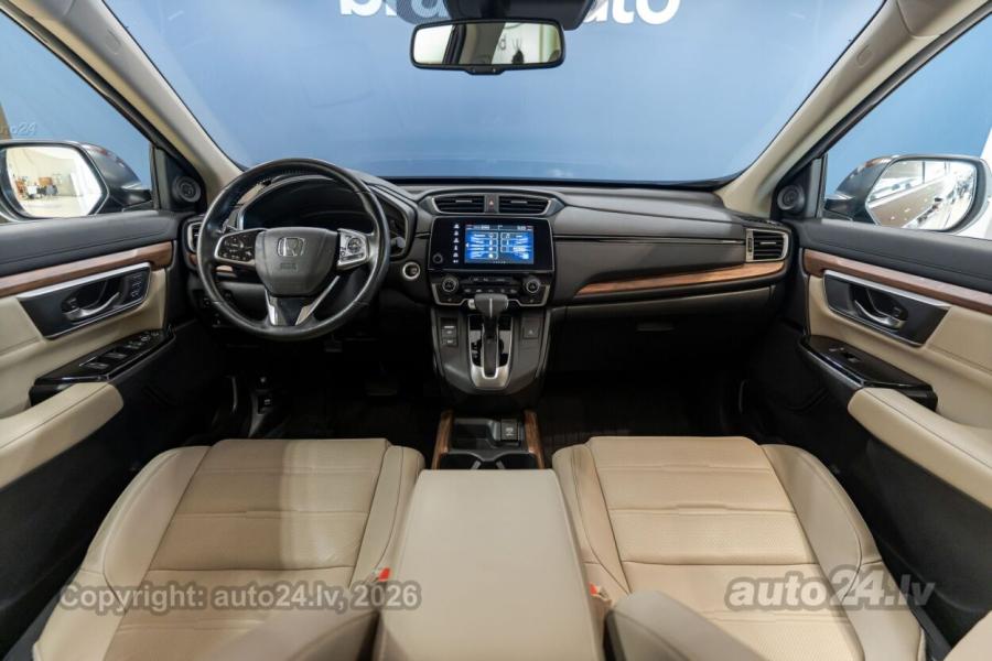 Brūns Honda CR-V 2019 Tallina, ar dzinēja tilpumu 1.50 L un nobraukumu 116 tūkst. km par 24900 €, foto 8 vietnē AUTOMOTO.COM.LV