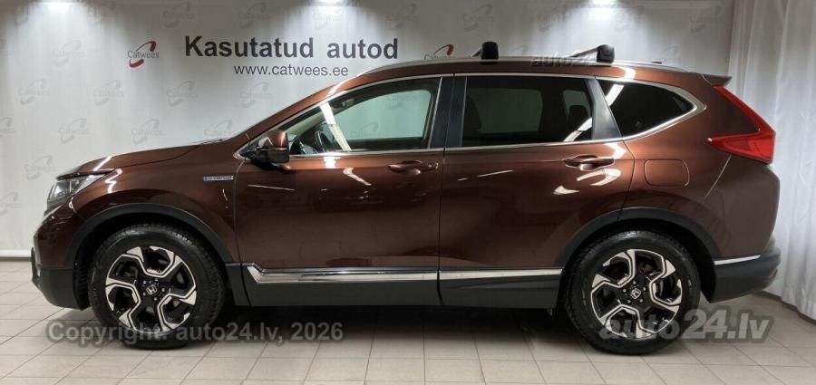 Brown Honda CR-V 2021 in Tallinn, with an engine capacity of 2.00 L and mileage of 123 thousand km for 25900 €, photo 2 on AUTOMOTO.COM.LV