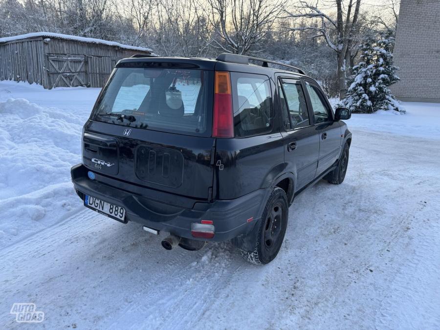 Honda CR-V 1997 in Vilnius, with an engine capacity of 2.00 L and mileage of 251 thousand km for 1300 €, photo 7 on AUTOMOTO.COM.LV