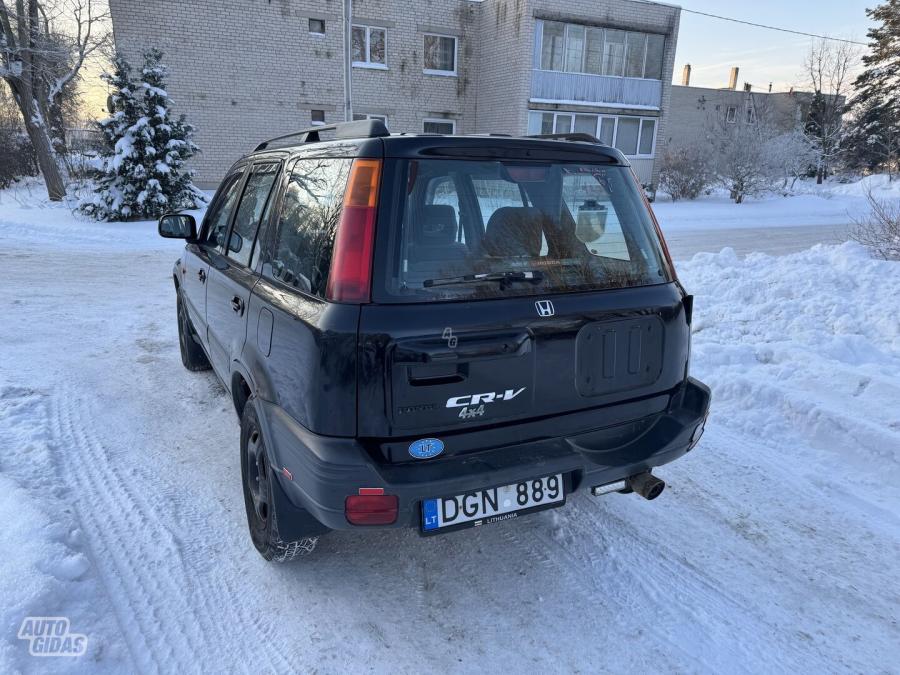 Honda CR-V 1997 in Vilnius, with an engine capacity of 2.00 L and mileage of 251 thousand km for 1300 €, photo 8 on AUTOMOTO.COM.LV