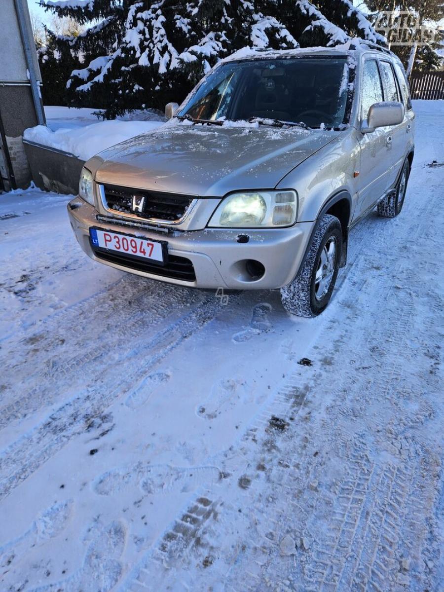Honda CR-V 1999 in Panevezys, with an engine capacity of 2.00 L and mileage of 31 thousand km for 1400 €, photo 2 on AUTOMOTO.COM.LV