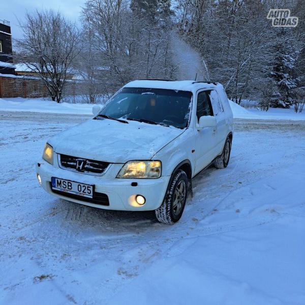 Honda CR-V 2000 Alīta, ar dzinēja tilpumu 2.00 L un nobraukumu 395 tūkst. km par 1000 €, foto 5 vietnē AUTOMOTO.COM.LV